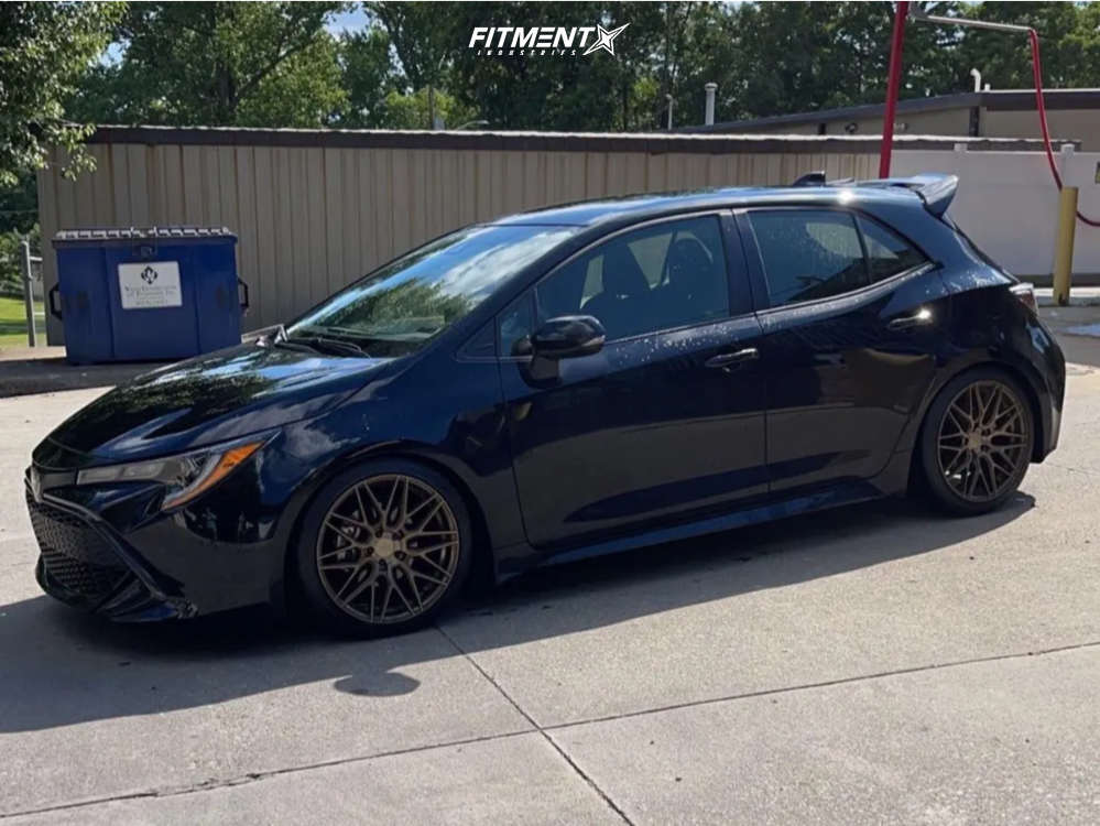 2020 Toyota Corolla SE with 18x8.5 F1R F103 and Nitto 225x40 on ...