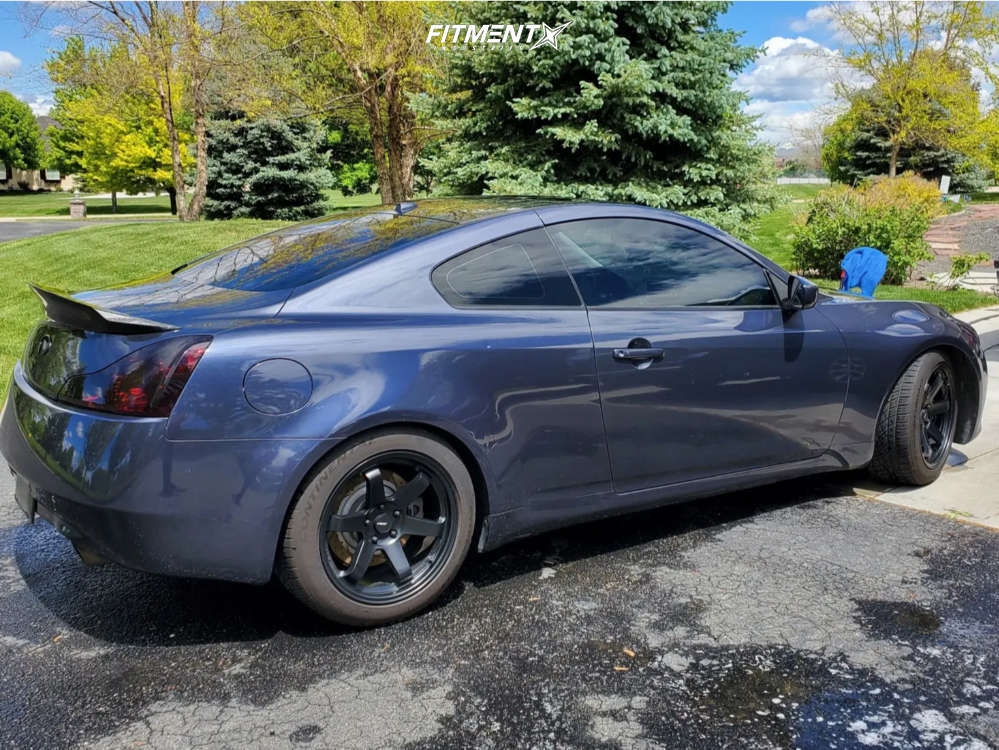 2008 INFINITI G37 Base with 18x9.5 AVID1 AV6 and Continental 255x45 on ...