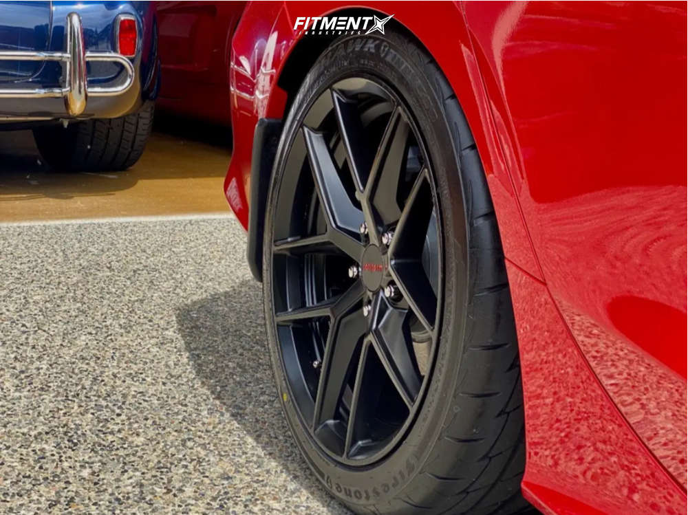 2022 Honda Civic SI with 18x8.5 Rotiform Flg and Firestone 245x40 on ...