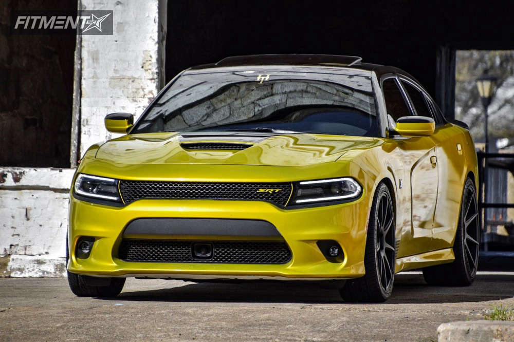 2016 Dodge Charger SRT 392 with 22x9 Velgen Vmb9 and Continental 255x30 ...