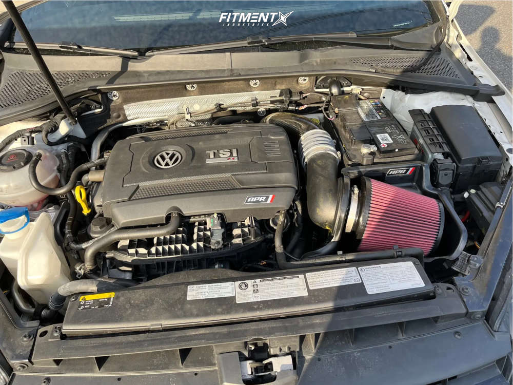 2019 Volkswagen Golf R Base with 18x8.5 Neuspeed Rse11r and Continental ...