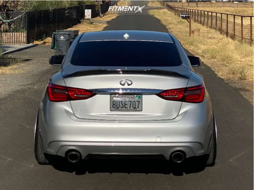 2019 INFINITI Q50 Luxe with 19x10.5 ESR Cs15 and Continental 235x35 on ...