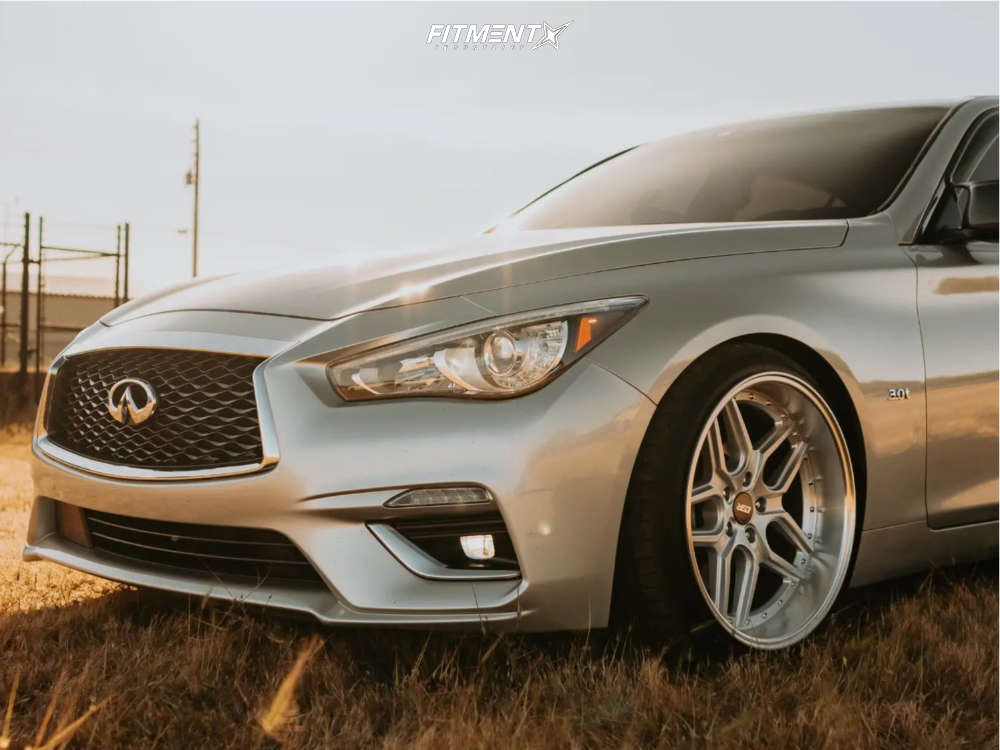 2019 INFINITI Q50 Luxe with 19x10.5 ESR Cs15 and Continental 235x35 on ...