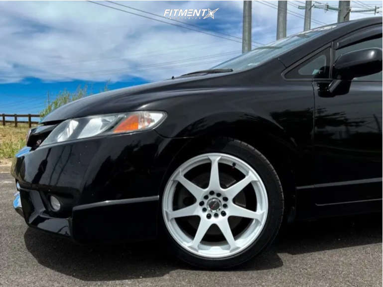 2009 Honda Civic Si with 17x7.5 Drag Dr33 and Michelin 225x45 on Stock ...