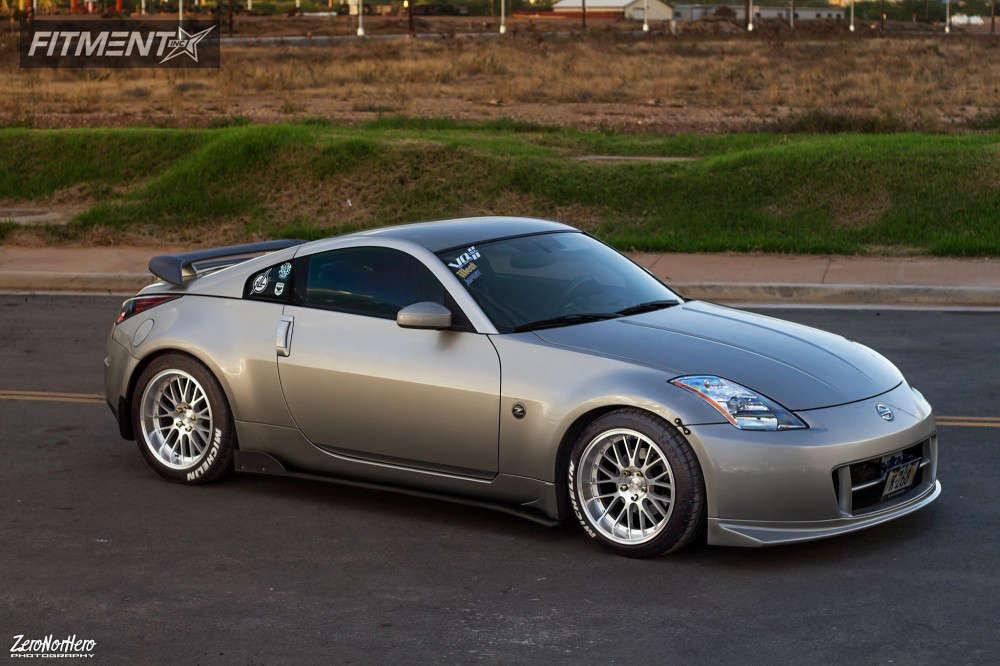 2003 Nissan 350Z Enthusiast with 18x9.5 Square G6 and Michelin 245x40 ...