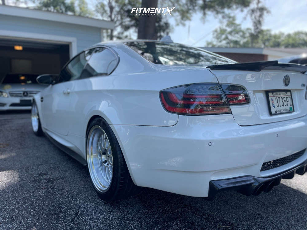 2010 BMW M3 Base with 19x9.5 ESR SR01 and Michelin 265x35 on Lowering Springs | 2303480 ...
