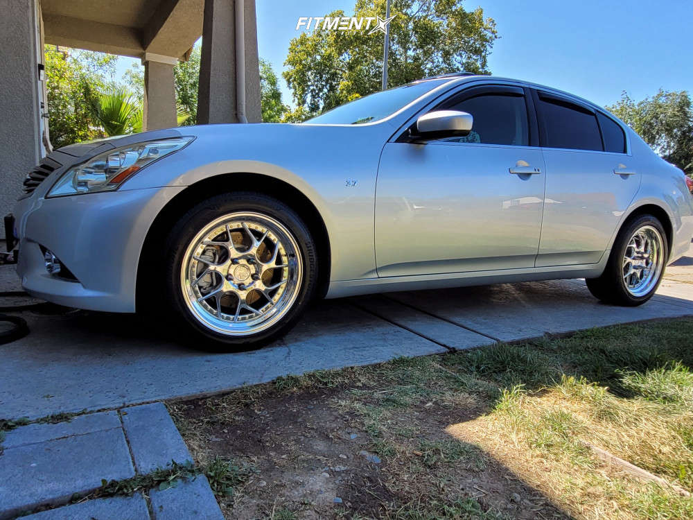 2011 INFINITI G37 X with 18x8.5 Aodhan DS01 and Bridgestone 245x45 on ...