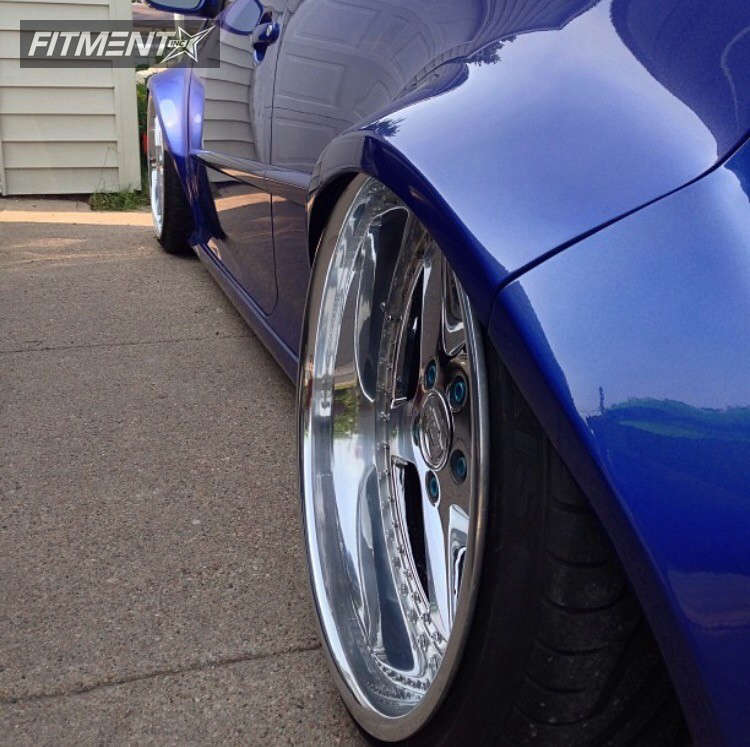 2008 Volkswagen R32 Base with 19x11 Work Equip E05 and Federal 235x35 ...