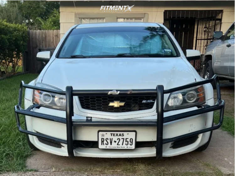 2014 Chevrolet Caprice PPV with 20x8.5 Ravetti M13 and Nitto 255x35 on ...