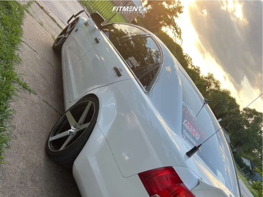 2014 Chevrolet Caprice PPV with 20x8.5 Ravetti M13 and Nitto 255x35 on ...