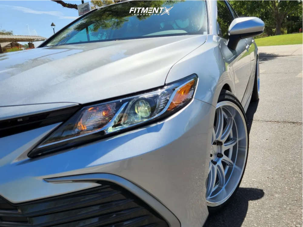 2022 Toyota Camry LE with 20x9 XXR 527d and Sentury 245x35 on Lowering ...