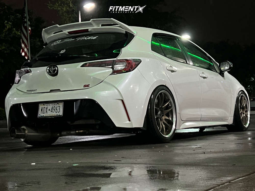 2020 Toyota Corolla SE with 18x9.5 Work Emotion Cr 2p and Continental ...