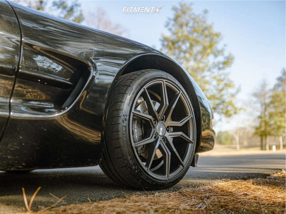 2000 Chevrolet Corvette Base with 19x9 XO Verona and Michelin 235x35 on ...