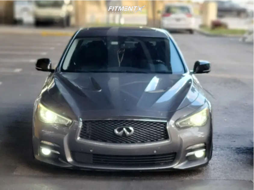 2014 INFINITI Q50 Premium with 20x10 Ferrada CM2 and Delinte 255x35 on ...