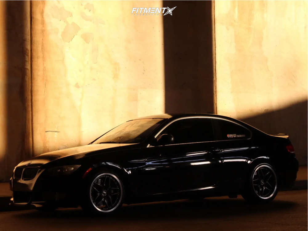2010 BMW 335i Base with 18x8.5 ESR Cs15 and Kumho 225x40 on Stock ...