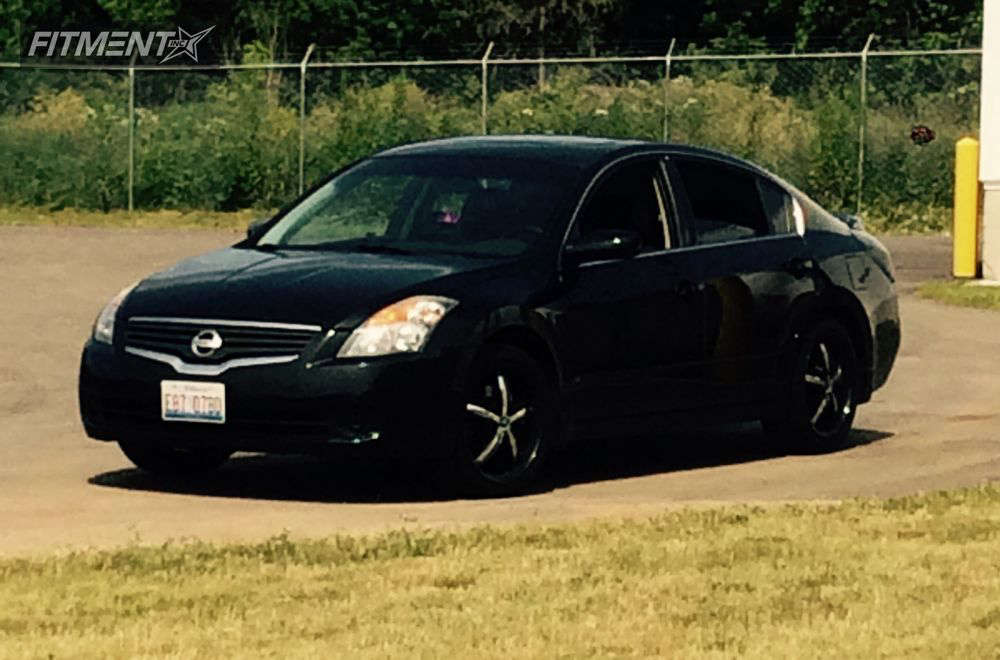 2008 Nissan Altima SL with 18x8 Helo He844 and Dunlop 235x40 on Stock ...