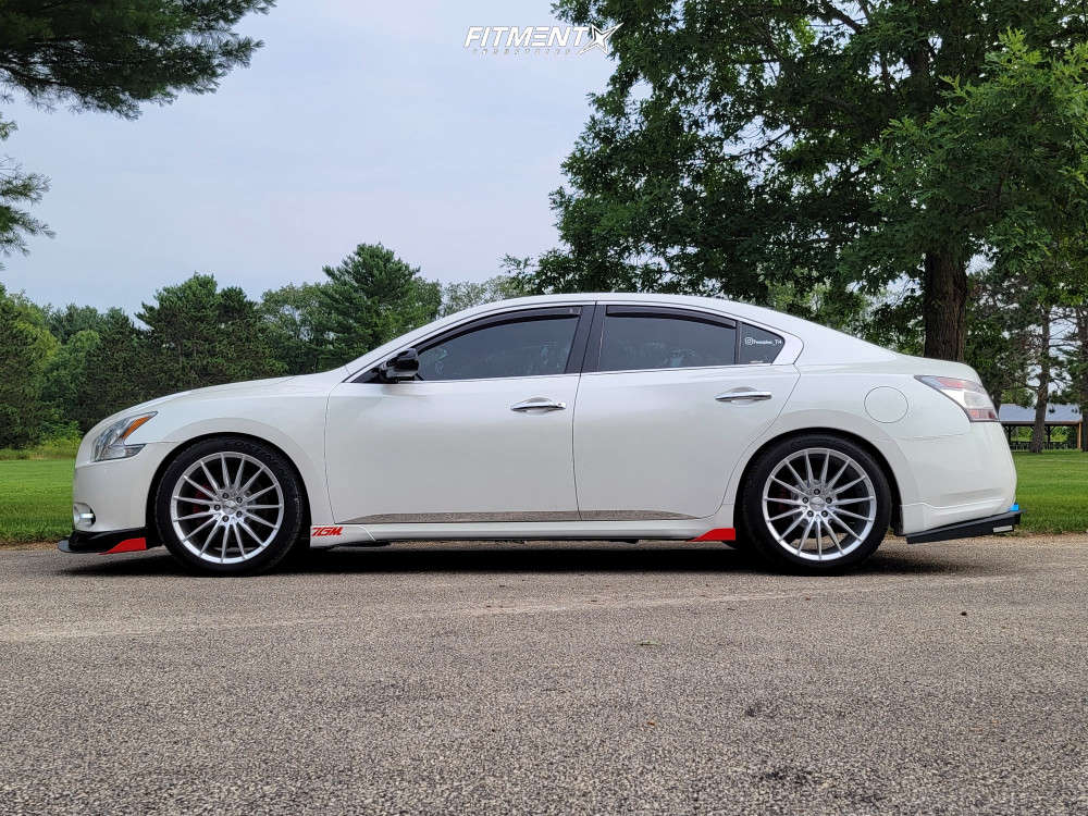 2014 Nissan Maxima SV with 19x8.5 INOVIT Torque and Continental 255x40 ...