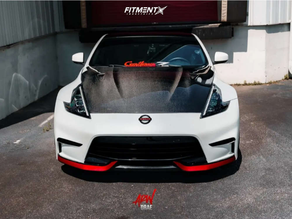 2009 Nissan 370Z Touring with 19x9.5 Gram Lights 57cr and Continental ...