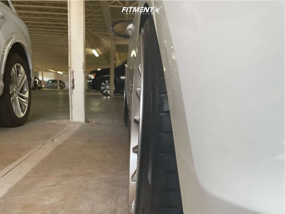 2017 Volkswagen Golf R Base with 18x9.5 3SDM 0.66 and Hankook 225x40 on ...