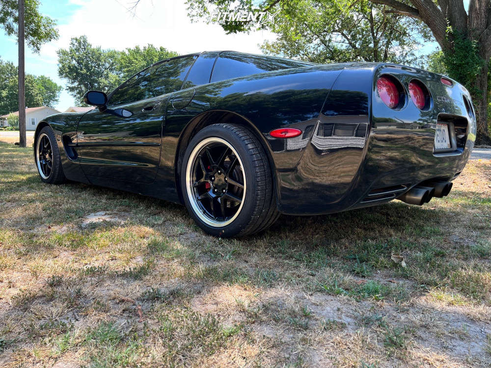 1999 Chevrolet Corvette Base with 17x9.5 4Play OE Wheels Cv04 and Kumho ...