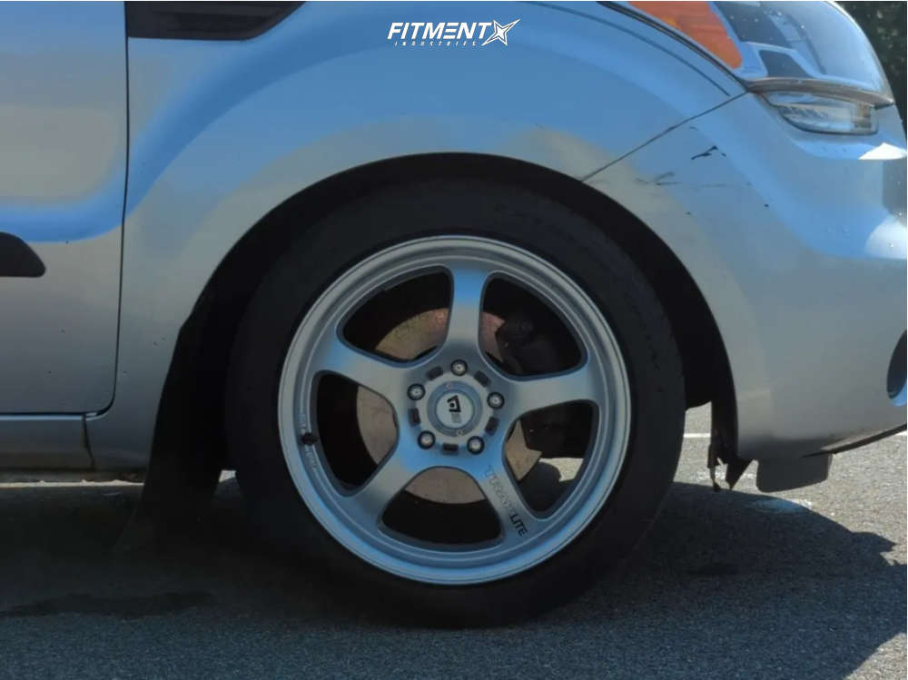 2010 Kia Soul Base with 17x8 Motegi Mr131 and Continental 225x45 on ...