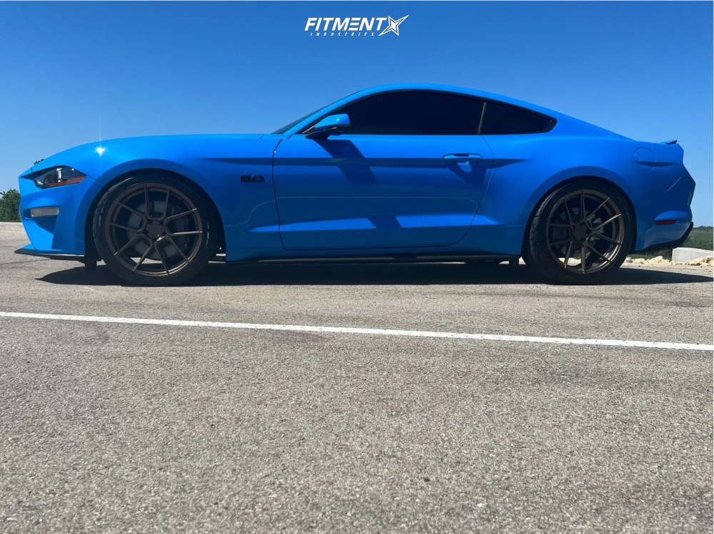 2022 Ford Mustang GT Premium with 20x9 Ferrada F8-fr8 and Nitto 275x35 ...