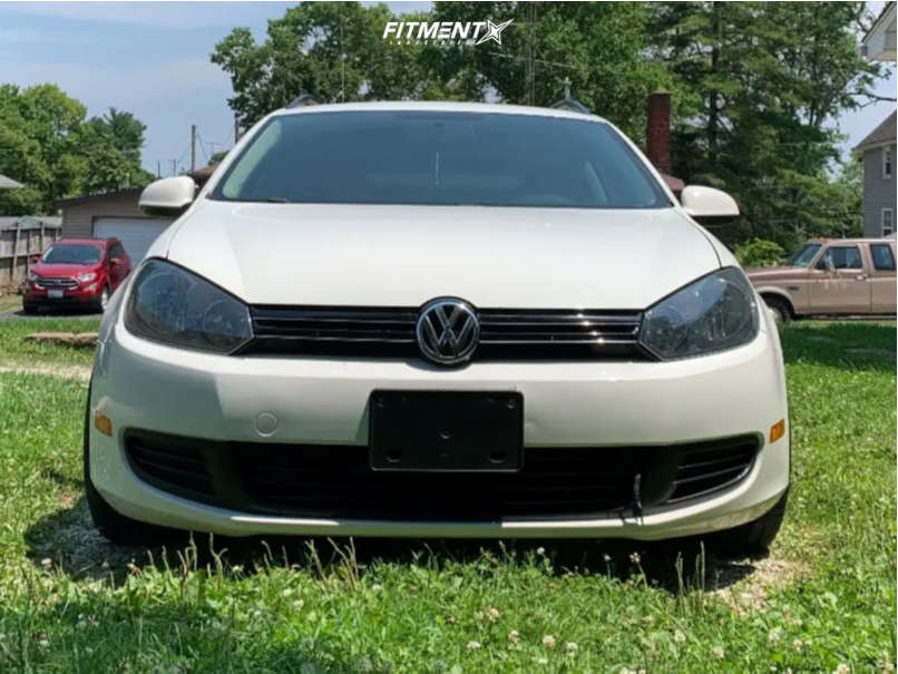 2012 Volkswagen Jetta TDI with 18x8.5 XXR 531 and Michelin 225x40 on ...