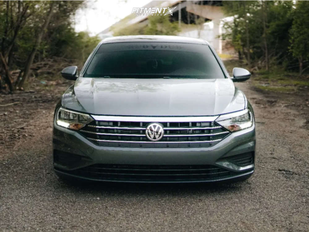 2021 Volkswagen Jetta SE with 18x8.5 Rotiform Flg and Firestone 225x40 ...