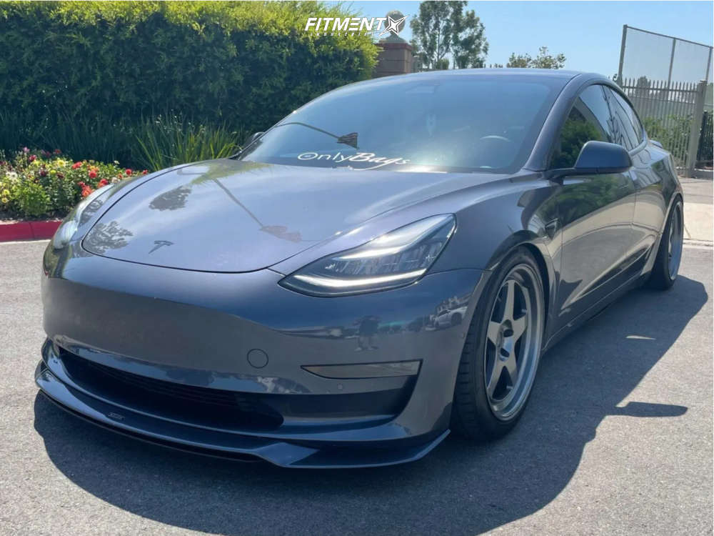 2020 Tesla 3 Standard Plus with 19x9.5 Kansei Knp and Hankook 235x40 on ...