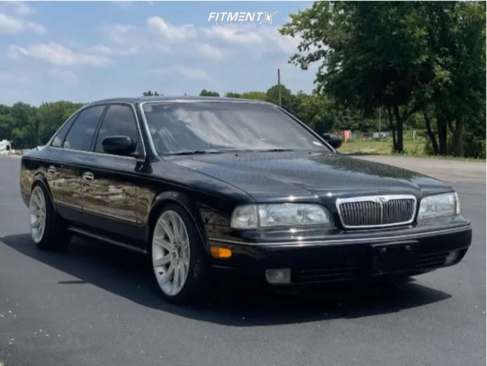 1995 INFINITI Q45 Base with 19x9 BMW Style 95 and Hankook 225x35 on ...