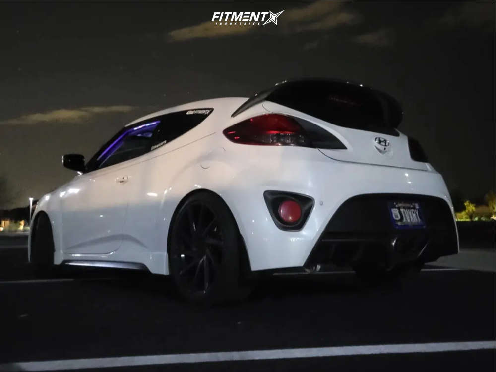 2016 Hyundai Veloster Turbo with 18x8.5 F1R F29 and Firestone 225x40 on ...