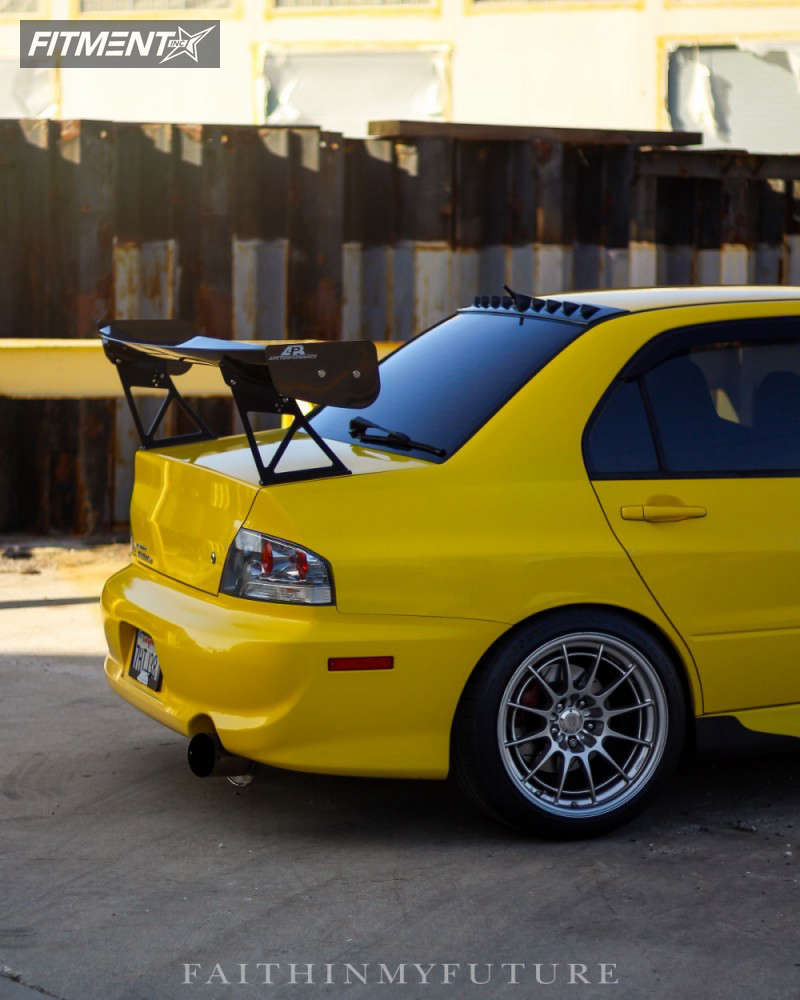 2003 Mitsubishi Lancer Evolution with 18x10.5 Enkei Nt03 and Michelin ...