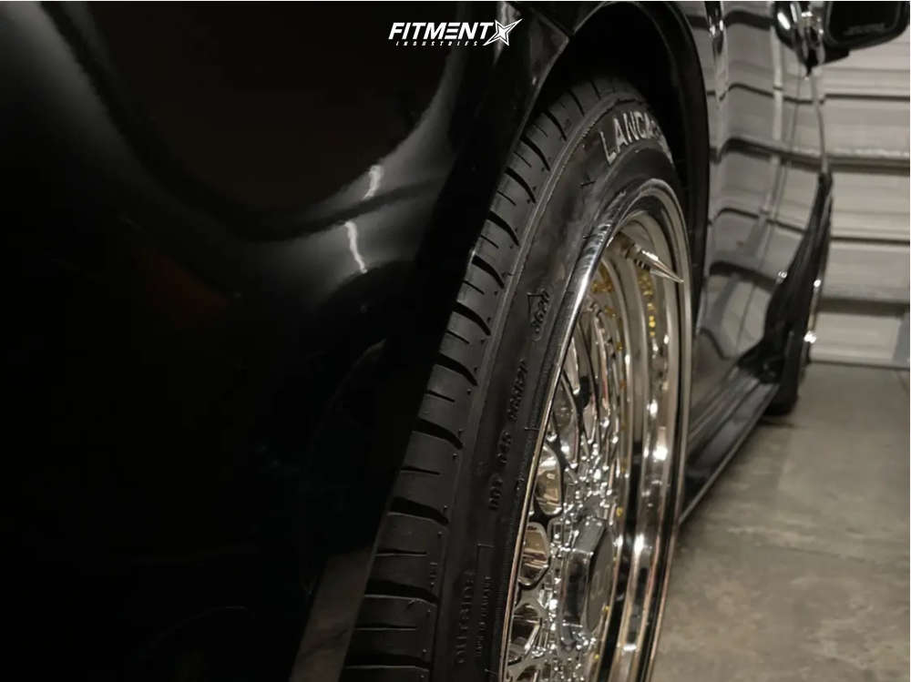 2013 Mitsubishi Lancer GT with 18x8.5 JNC Jnc004 and Lancaster 215x40 ...