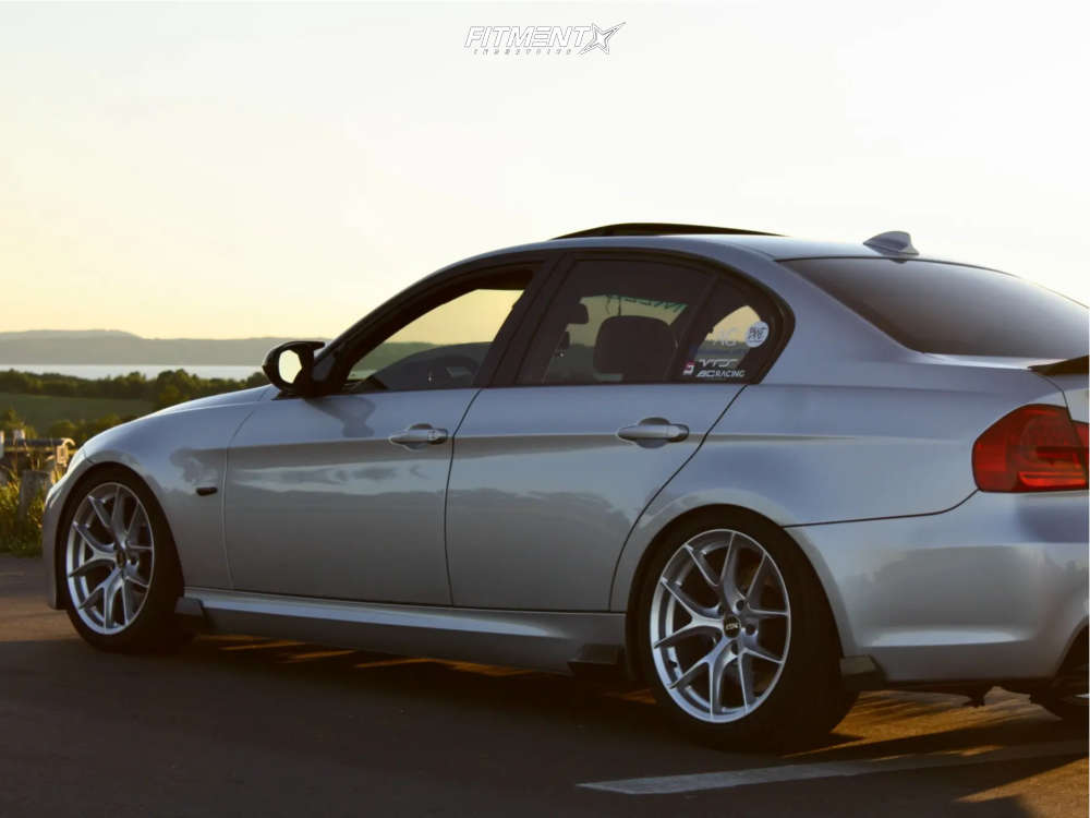 2011 BMW 335i XDrive Base with 18x8.5 ESR Rf2 and Lexani 235x40 on ...