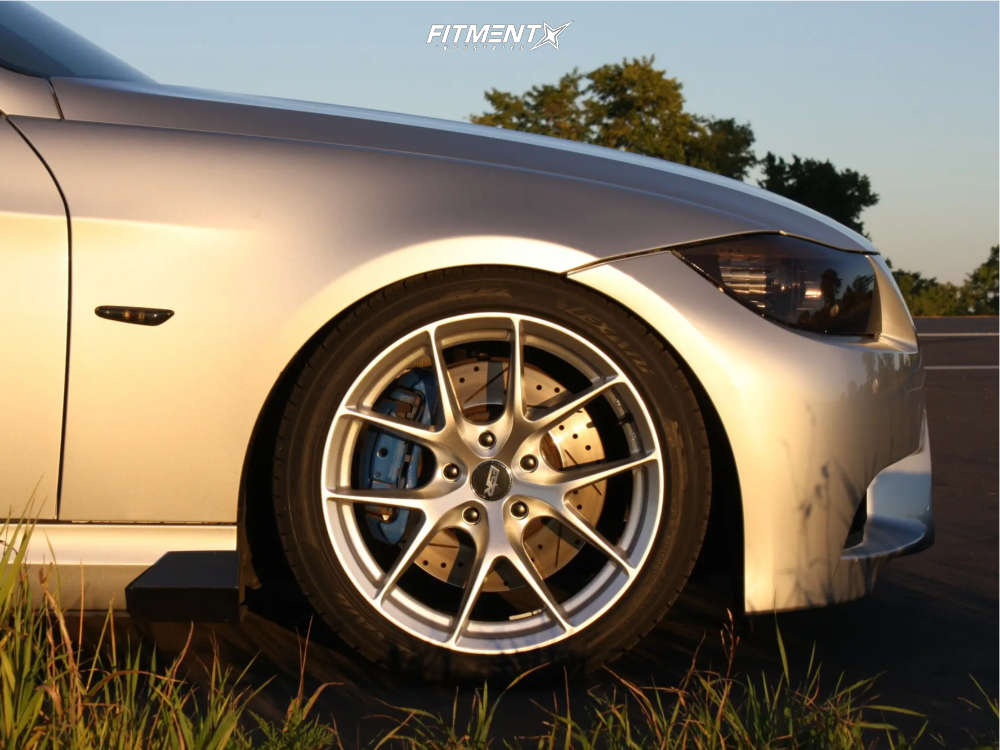 2011 BMW 335i XDrive Base with 18x8.5 ESR Rf2 and Lexani 235x40 on ...