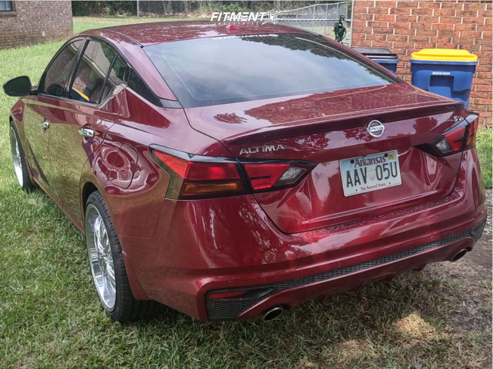 2019 Nissan Altima SV with 20x8.5 Elegance EL911 and Lexani 235x35 on ...