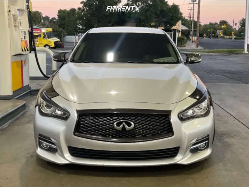 2015 INFINITI Q50 Premium with 18x9.5 Cosmis Racing Xt-006r and Falken ...