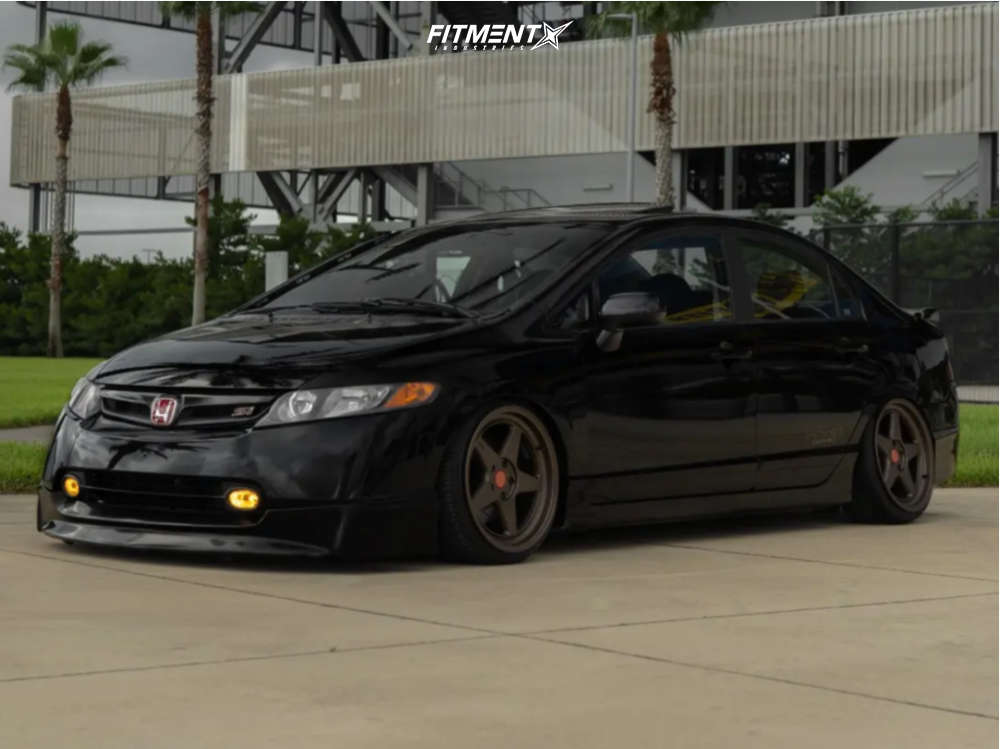 2008 Honda Civic Si with 18x9.5 ESR Cr5 and Fullrun 215x35 on Coilovers ...