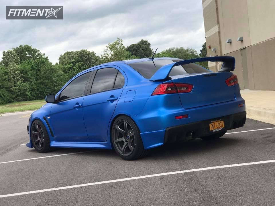 2014 Mitsubishi Lancer Evolution GSR with 18x9.5 Gram Lights 57c6 and ...