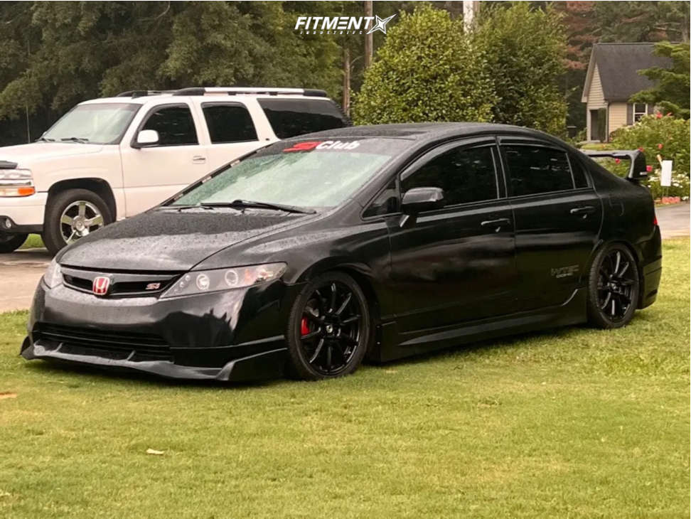 2008 Honda Civic Si with 17x7 Konig Control and General 215x45 on ...