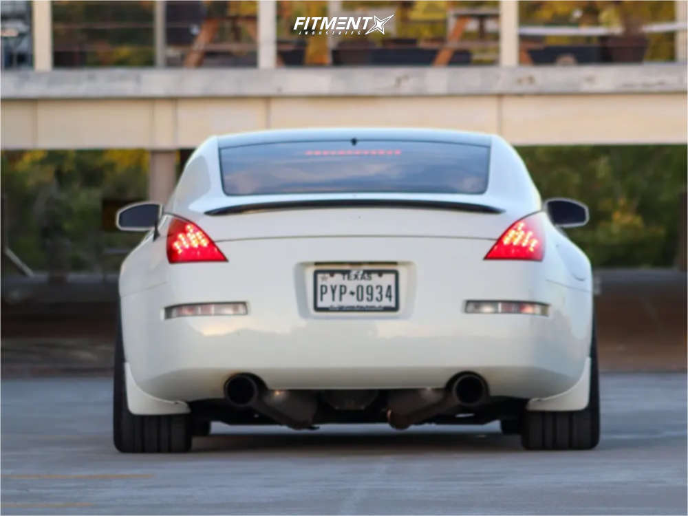 2007 Nissan 350Z Base with 18x9.5 Enkei Gtc01rr and Continental 275x35 ...