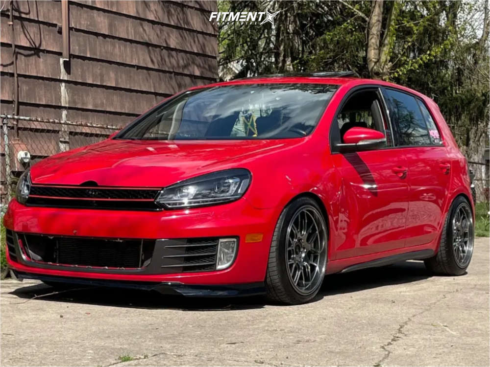 2012 Volkswagen GTI Base with 18x9 XXR 530d and Continental 245x40 on ...