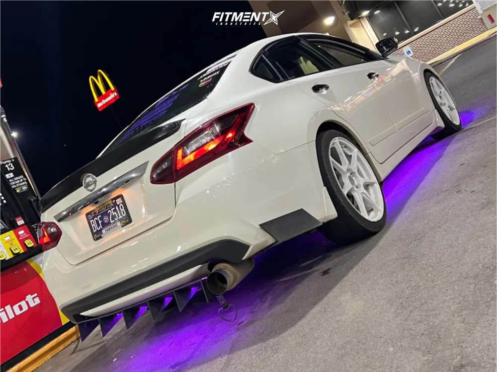 2017 Nissan Altima SR with 19x9.5 Enkei Tfr and Federal 245x35 on Air ...