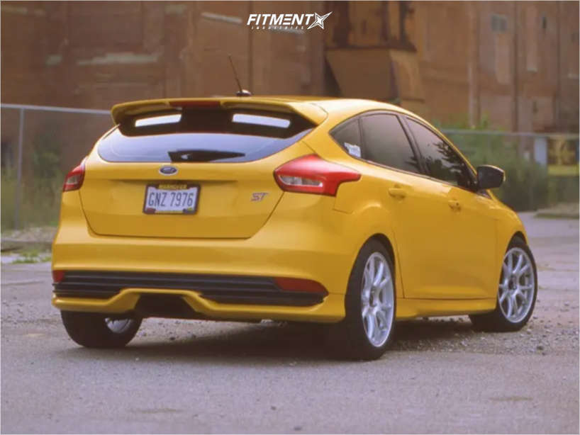 2016 Ford Focus ST with 18x8.5 Konig Freeform and Continental 245x40 on ...