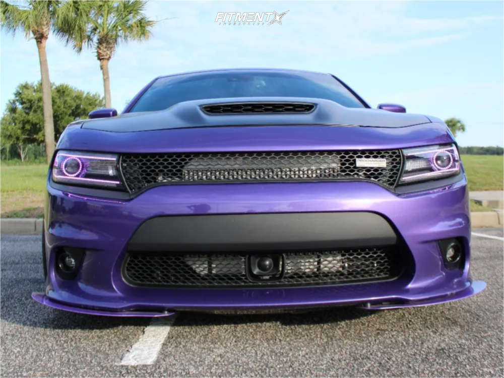 2016 Dodge Charger R/T Scat Pack with 20x10 Velgen Vfmbx10 and Atturo ...