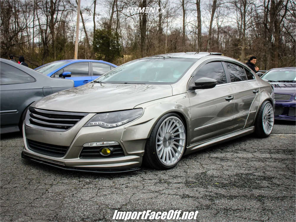 2009 Volkswagen CC Luxury with 19x10 3SDM 0.04 and Delinte 235x35 on ...