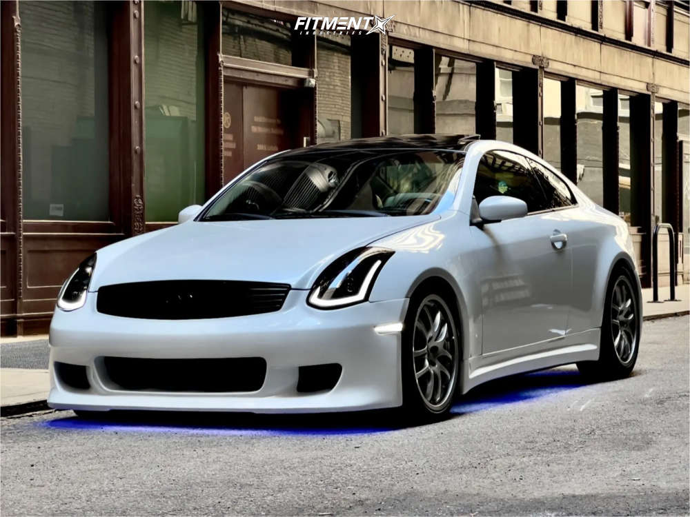 2005 INFINITI G35 Base with 19x8 Rays Engineering Infiniti Forged Rays ...