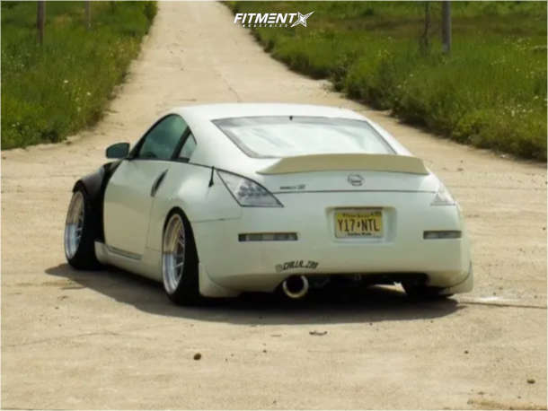 2008 Nissan 350Z Base with 18x11 Cosmis Racing Xt-206r and Vercelli ...