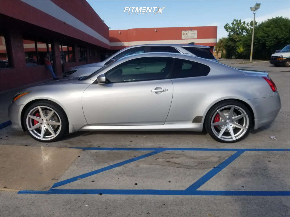 2013 INFINITI G37 Journey with 20x9 Rohana RC7 and Delinte 245x35 on ...