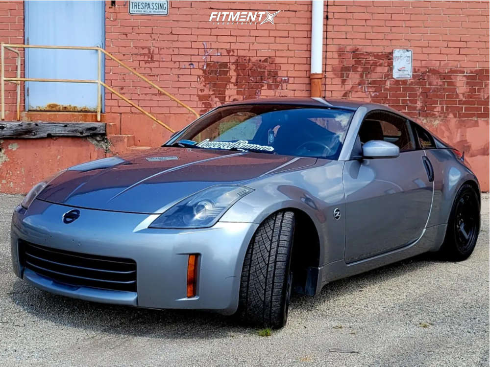 2006 Nissan 350Z Base with 18x9.5 AVID1 Av6 and Continental 265x40 on ...